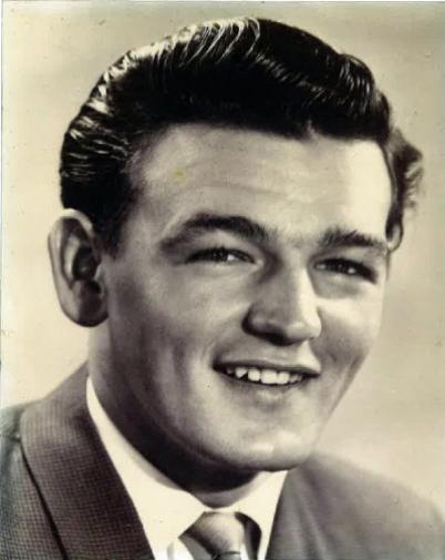 Douglas G. GORDON | QPS